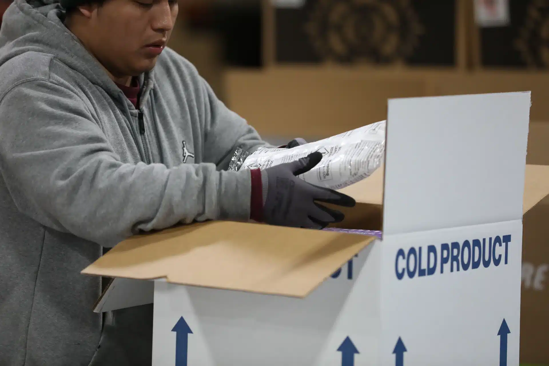 Dry Ice Temperature Shipping Best Practices | Cold Chain 3PL